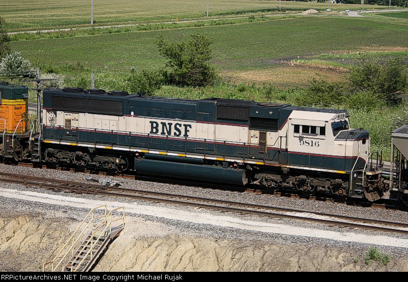 BNSF 8816
